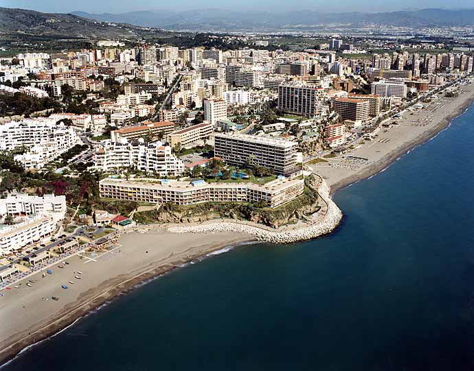 Playa El Bajondillo en Torremolinos